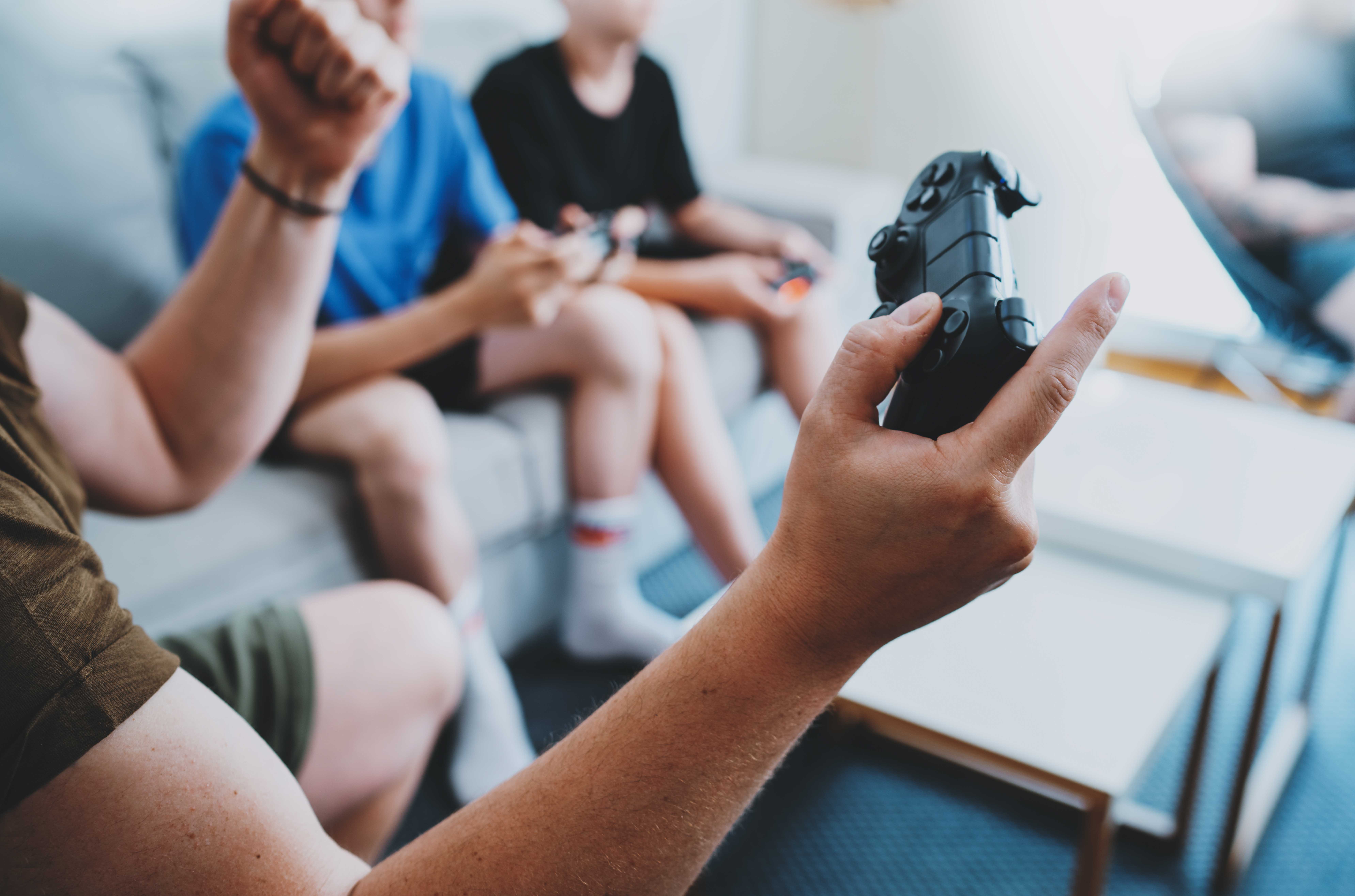 The Parents Guide to Gaming for Kids & Teens | Mydoh